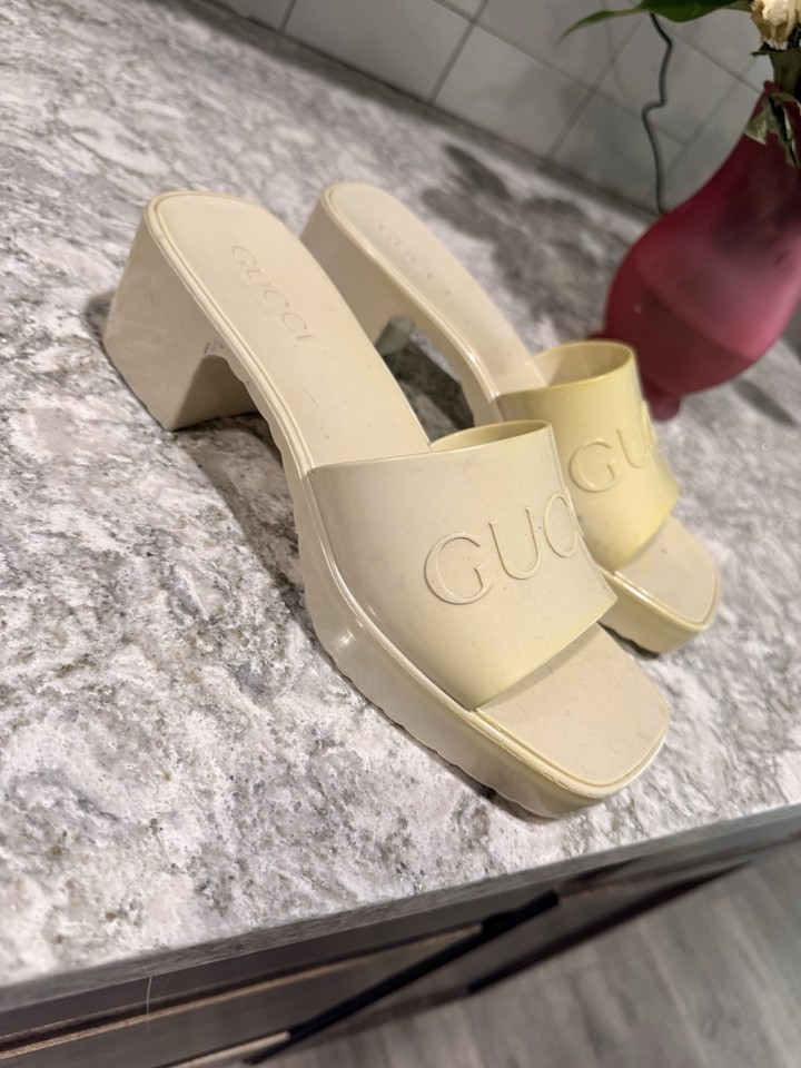 Gucci Rubber Logo Platform Heels | eBay