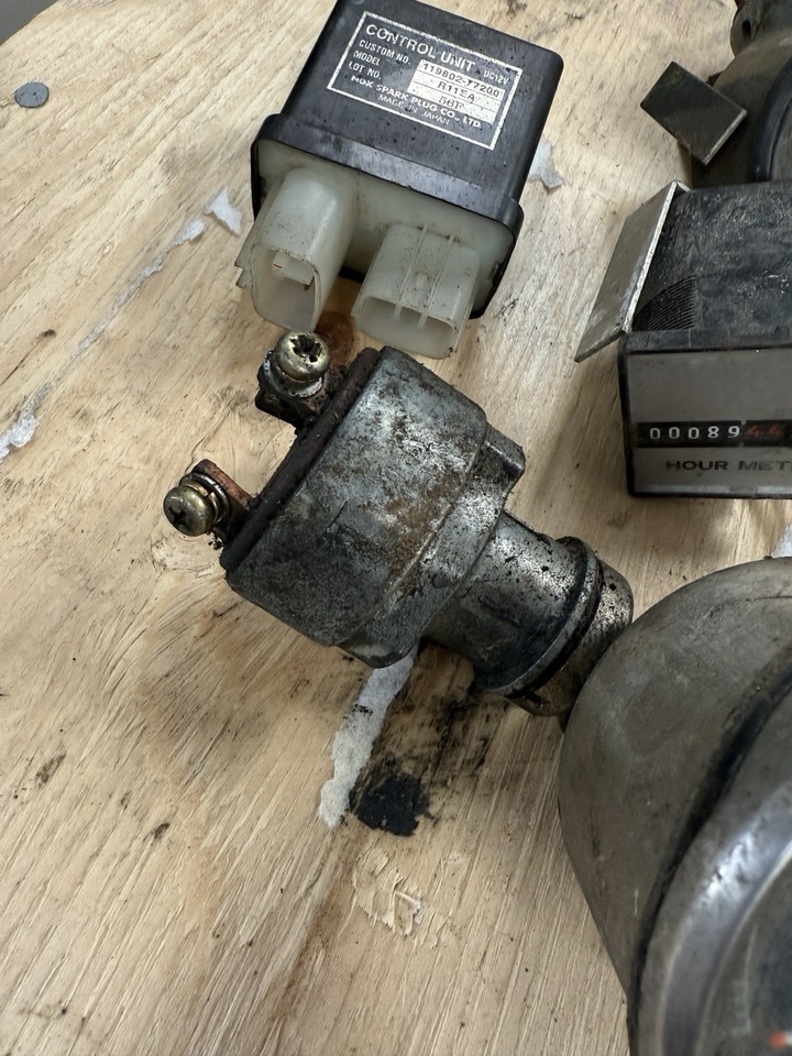 Job lot Digger Tractor Dumper Hour Clock Gauge Unideck Veglia Durite ...