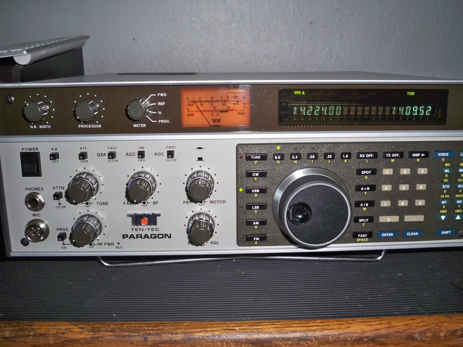 TEN TEC PARAGON HF TRANSCEIVER | Grelly USA