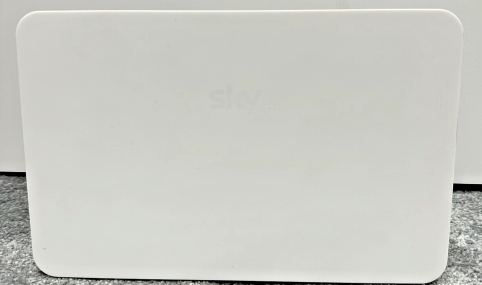 Sky Broadband WiFi Max Hub SR213 Dual Band Wi-Fi 6 Wireless White ...