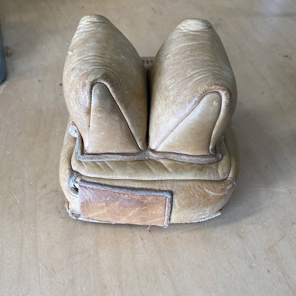 Protektor Model Rabbit Ear Rear Bag EUC!! Shooting Range PERFECT SHOT ...