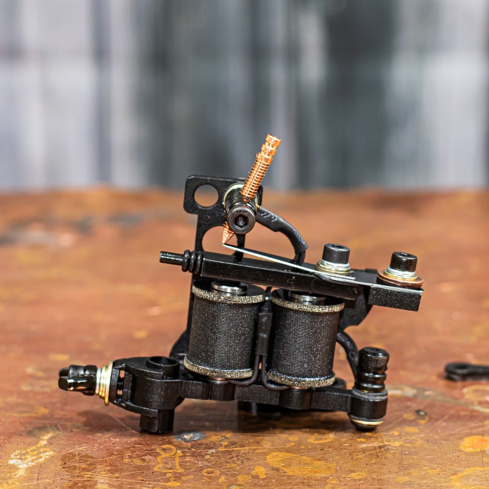 Handmade tattoo machine medium liner 5-14rs, Running 140-145 Hz @ 4.5 V ...