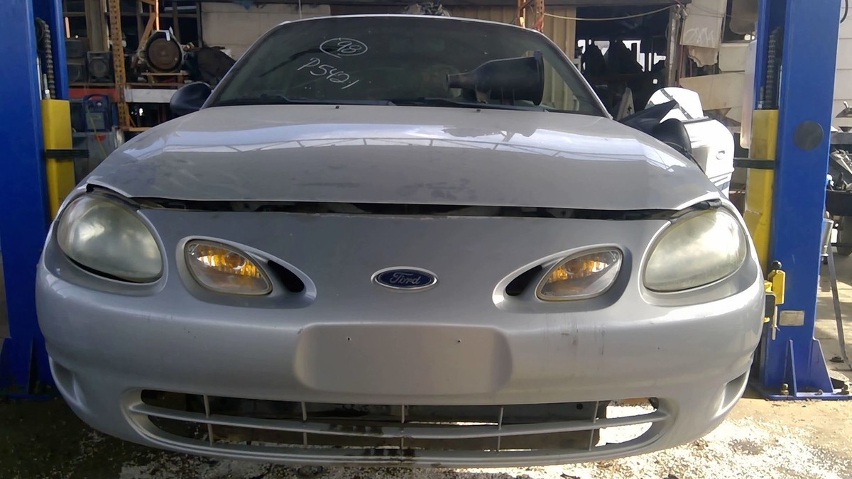 2002 Ford Escort ZX2 Motor