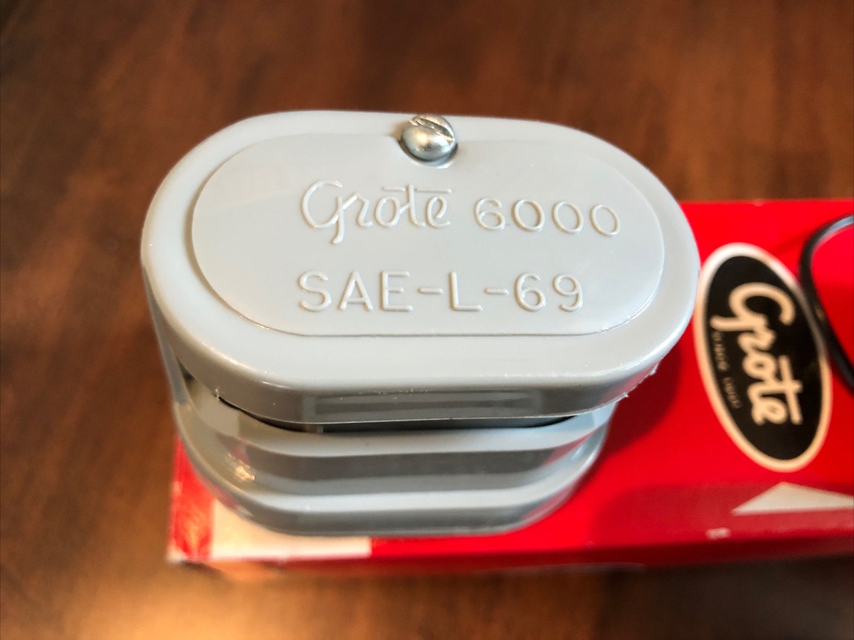 Grote 6000 License Plate Light Battery Powered Magnetic License Plate