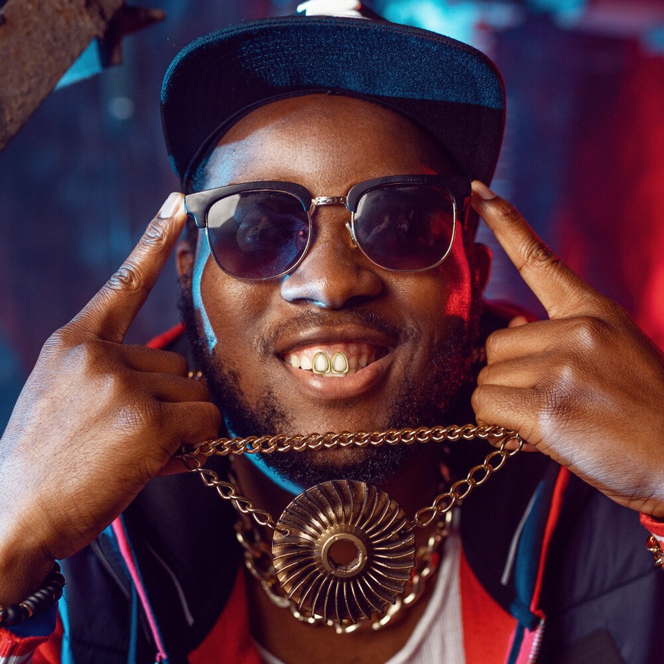 2 Pcs Golden Teeth Cap Rapper Costume Accessories Grill Miss Tooth ...