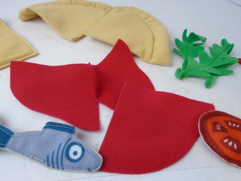 16 piece Pretend Kitchen PLAY Pizza FOOD SOFT PLUSH Toys Preschool ...