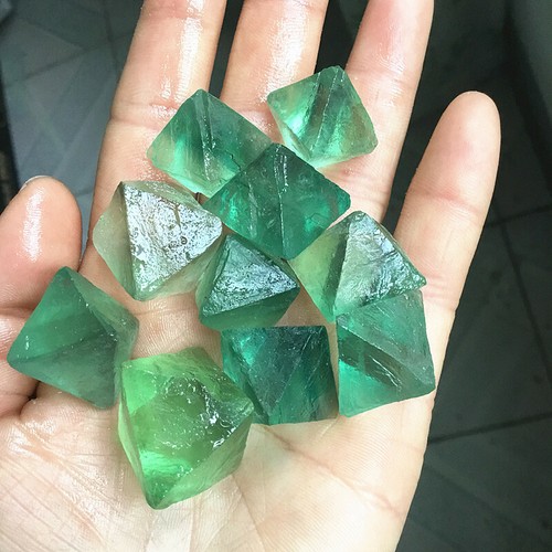 Natural Green Fluorite octahedron Quartz Crystal Reiki Healing 10pcs | eBay
