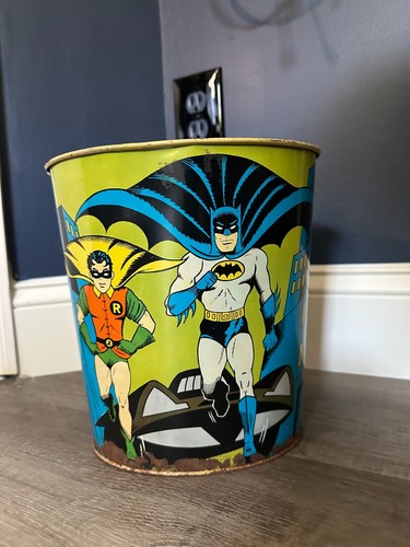 1966 Batman & Robin Metal Trash Can DC Comics Vintage Superhero Garbage ...