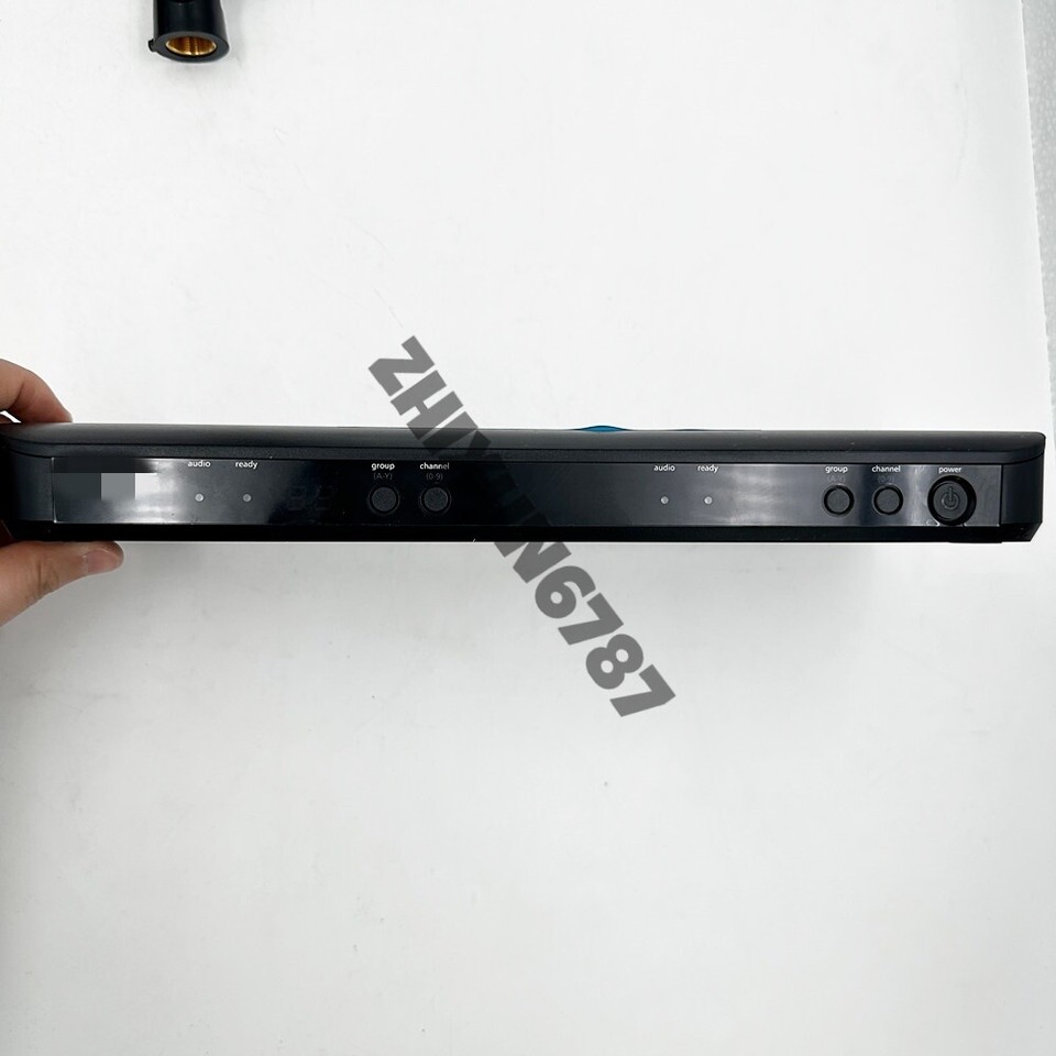 BLX288 / Beta 58A Wireless Vocal System w/2 BETA58 Microphones Express ...