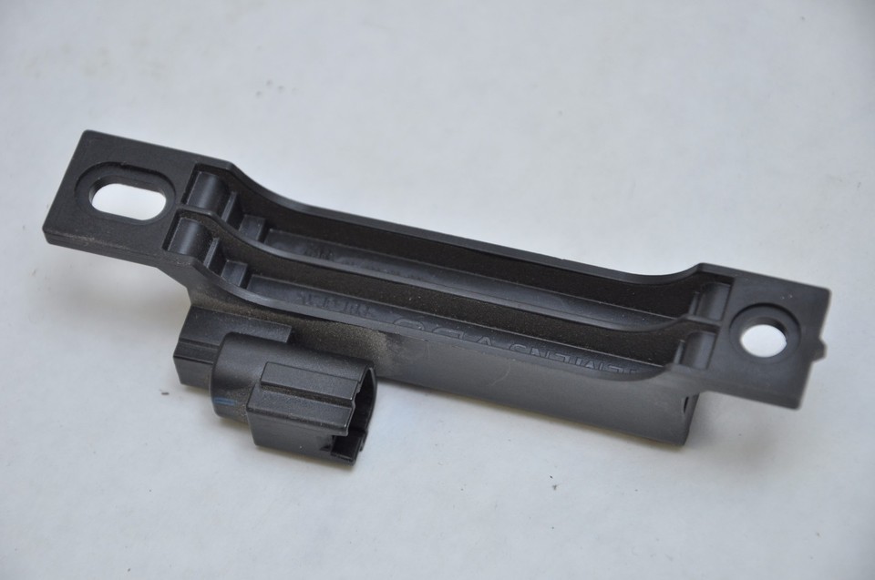 NISSAN / INFINITI KEY-LESS KEY ENTRY SENSOR ANTENNA MODULE UNIT REAR P ...