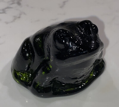 Green Glass Frog Paperweight Wheaton Village Vintage VERY DARK GREEN | eBay