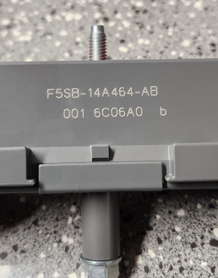 F5SB-14A464-AB F5SB-14A464-AA Ford Engine Control Module Without Wire ...