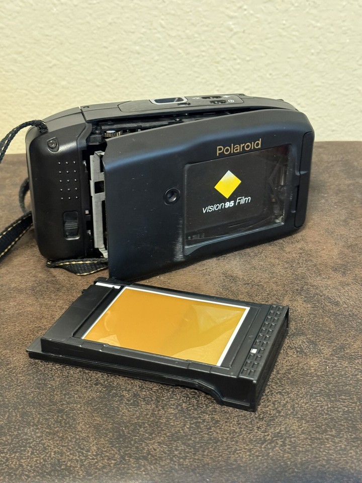 POLAROID VISION AUTO FOCUS SLR INSTANT CAMERA 95 FILM | eBay