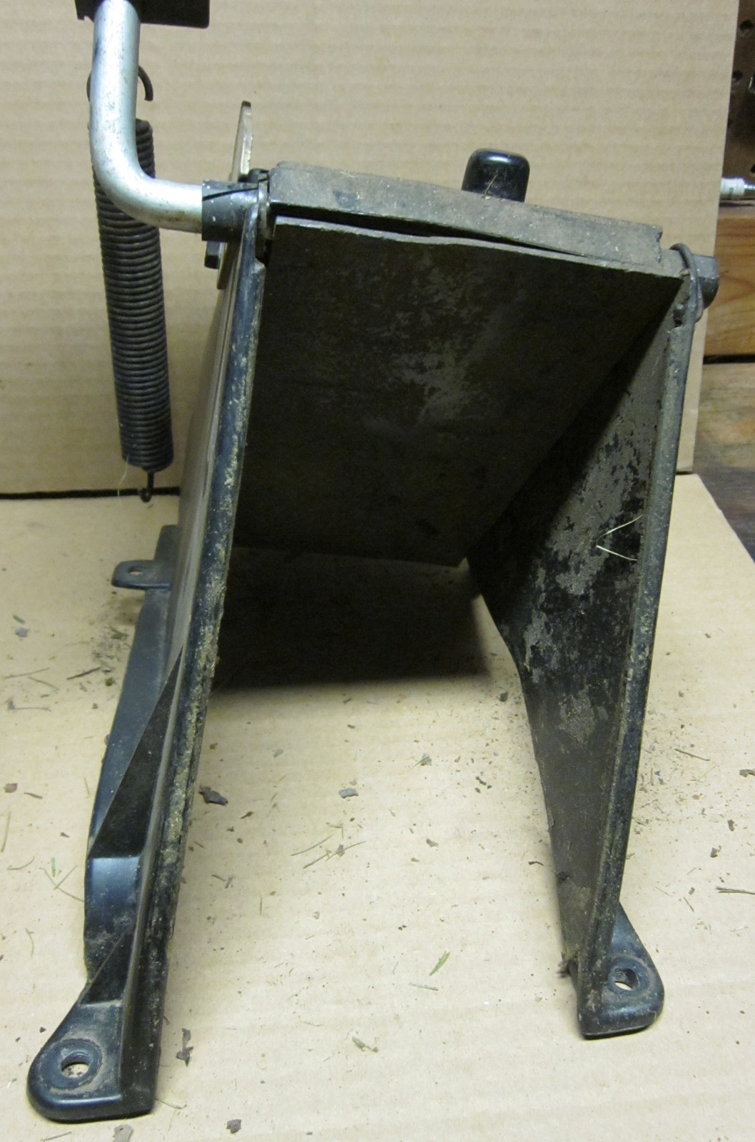 Toro Model 20666 Used Grass Door Assembly As Shown Ships Fast W ...