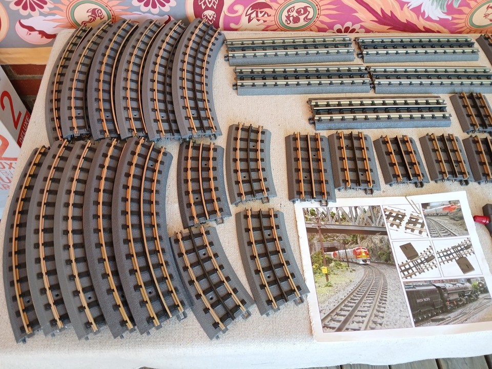 36 piece Lot MTH Realtrax RailKing O Gauge 0-31 0-42 Bumper Lock On ...