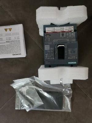 SIEMENS 3VA6 3VA6225-5hl31-0AA0 3 Pole 250 Amp Circuit Breaker New | eBay