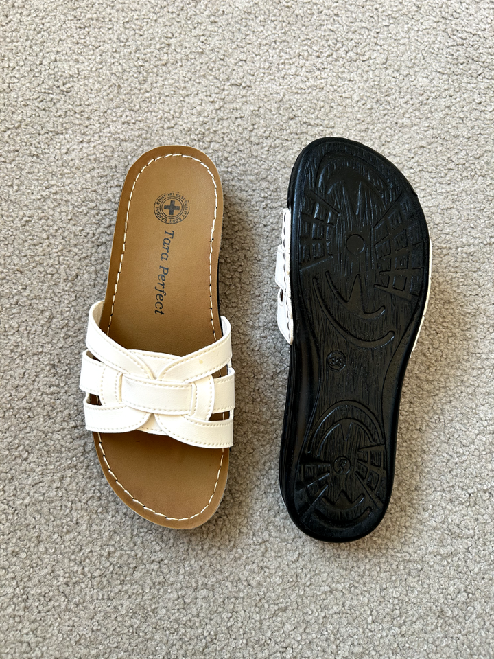 Women’s White Slide Sandals | Comfort Footbed | Size 38 EU / US 7–7.5 ...