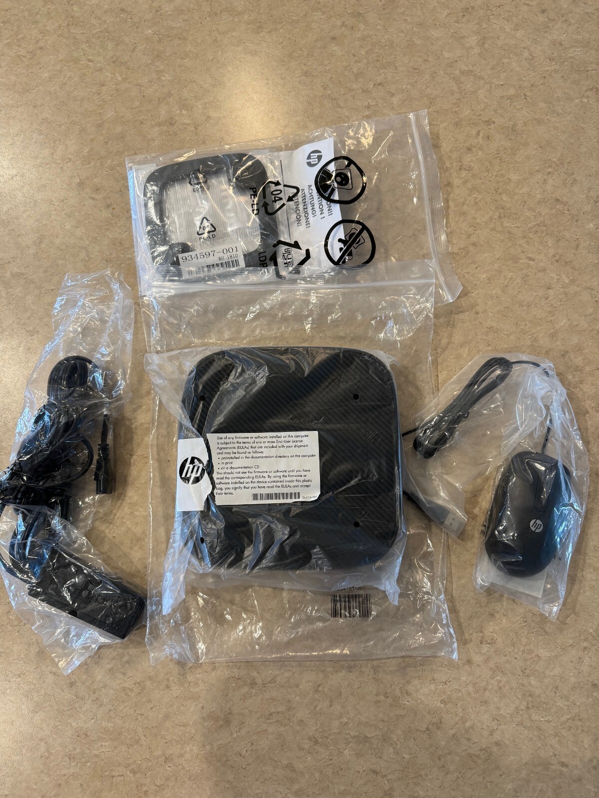 HP. CAN ICES-3 (B)/NMB-3. MULTI-PORT DOCKING STATION. | eBay