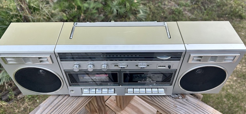 Vintage Realistic Radio Cassette Player Modulette 602 Boom Box Retro ...