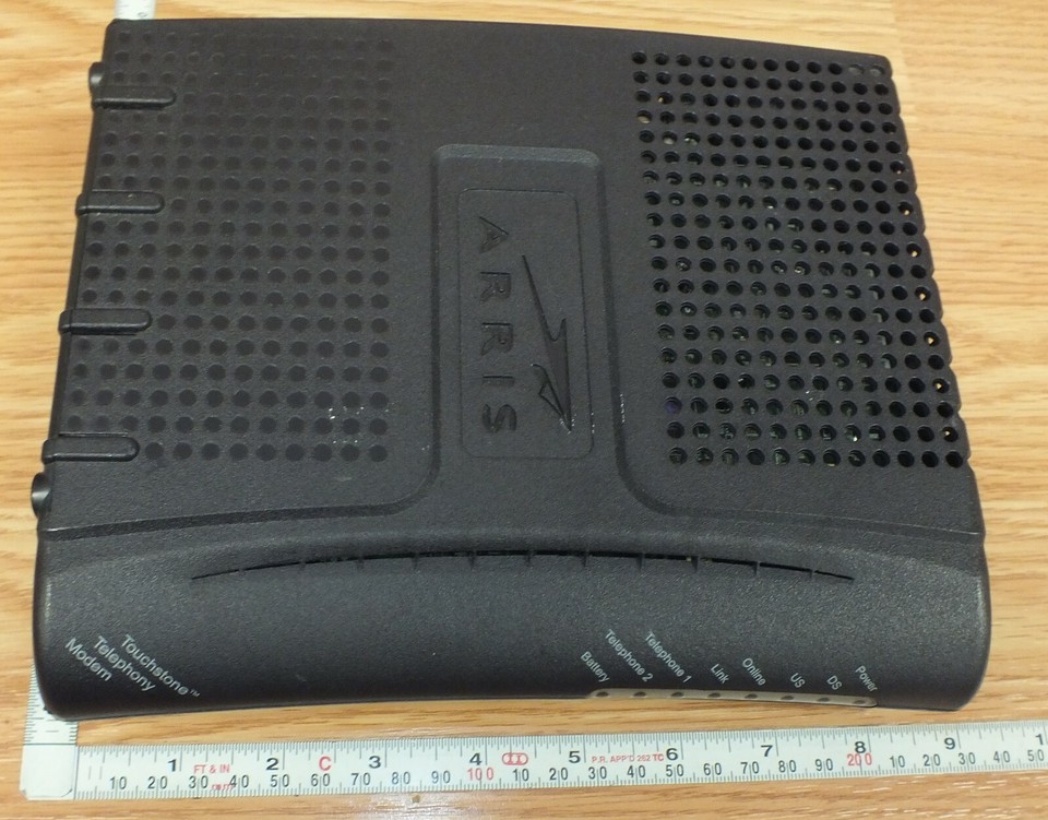 ARRIS Touchstone Telephoney Cable Modem TM502G W/ AC Power Cable **READ ...