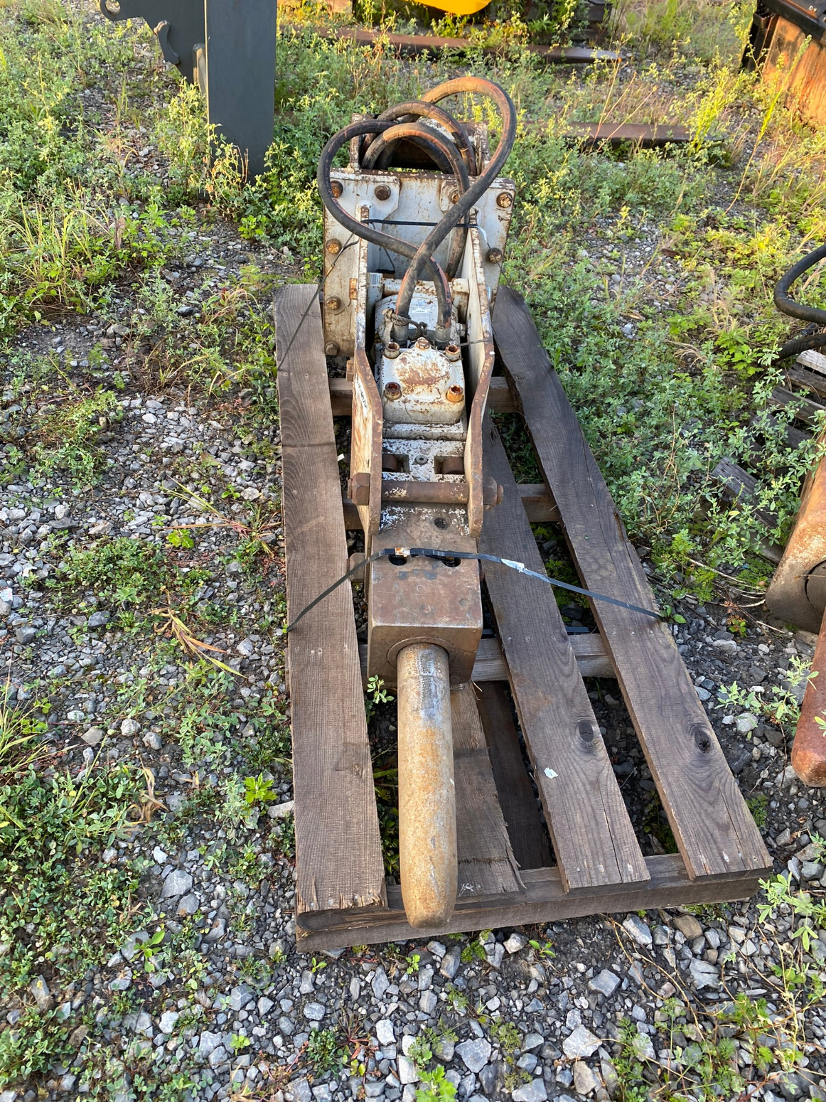 Furukawa FRD Kent F9 Hydraulic Hammer Attachment for Loader Backhoe ...