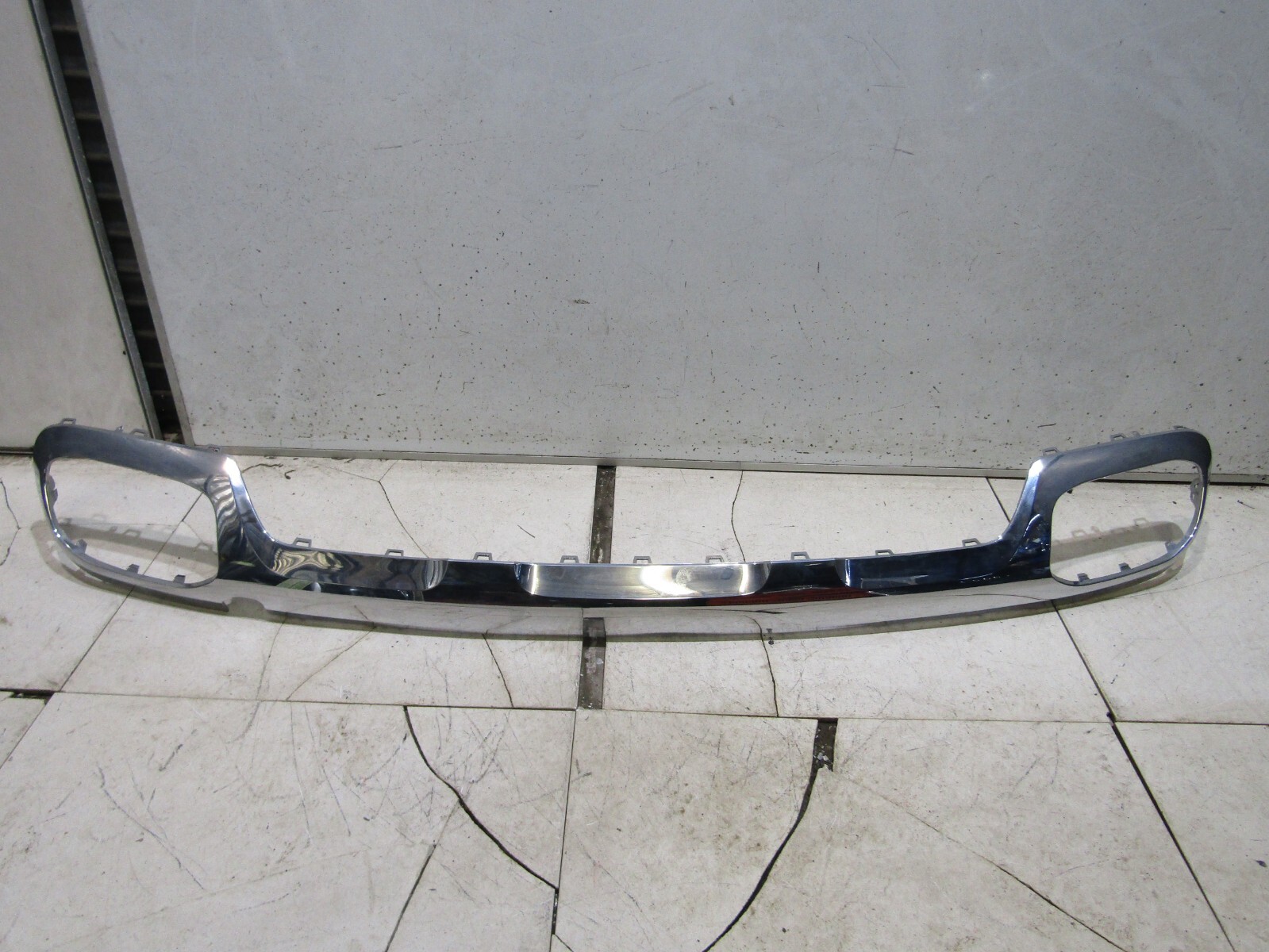 2019 Mercedes GLE V167 AMG Rear Bumper Lower Chrome Trim A1678852803 ...