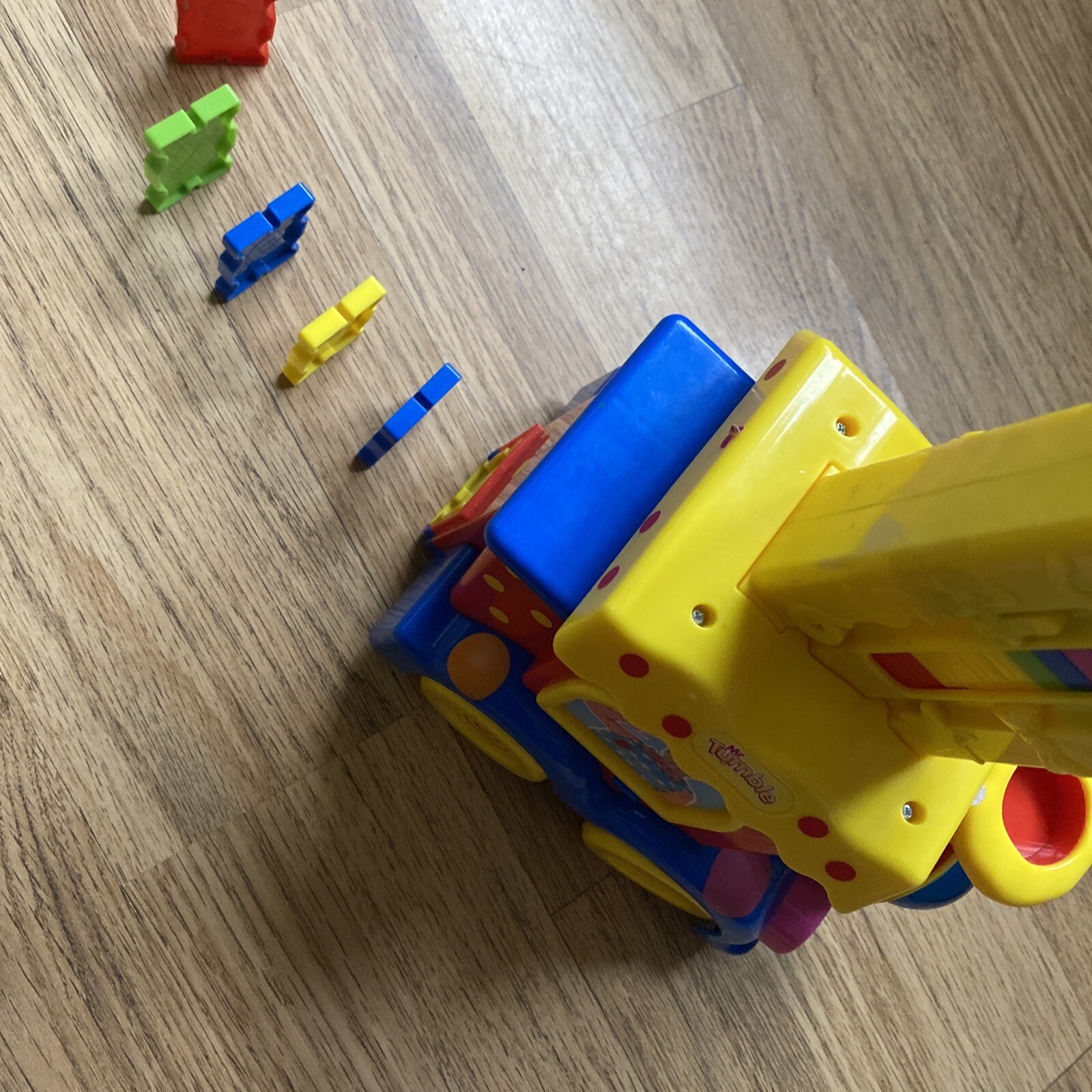 Mr Tumble 1161 Domino Train for sale online | eBay