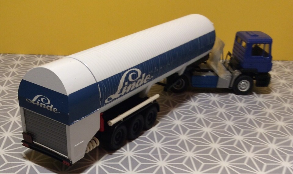 Conrad MAN Lkw mit Gas Tanksattelauflieger in Maßstab 1:50. | eBay