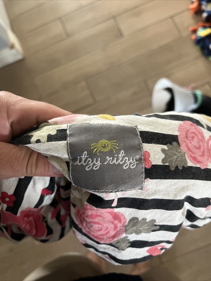 Itzy Ritzy® Ritzy Sitzy™ Shopping Cart & High Chair Cover Floral Stripe ...