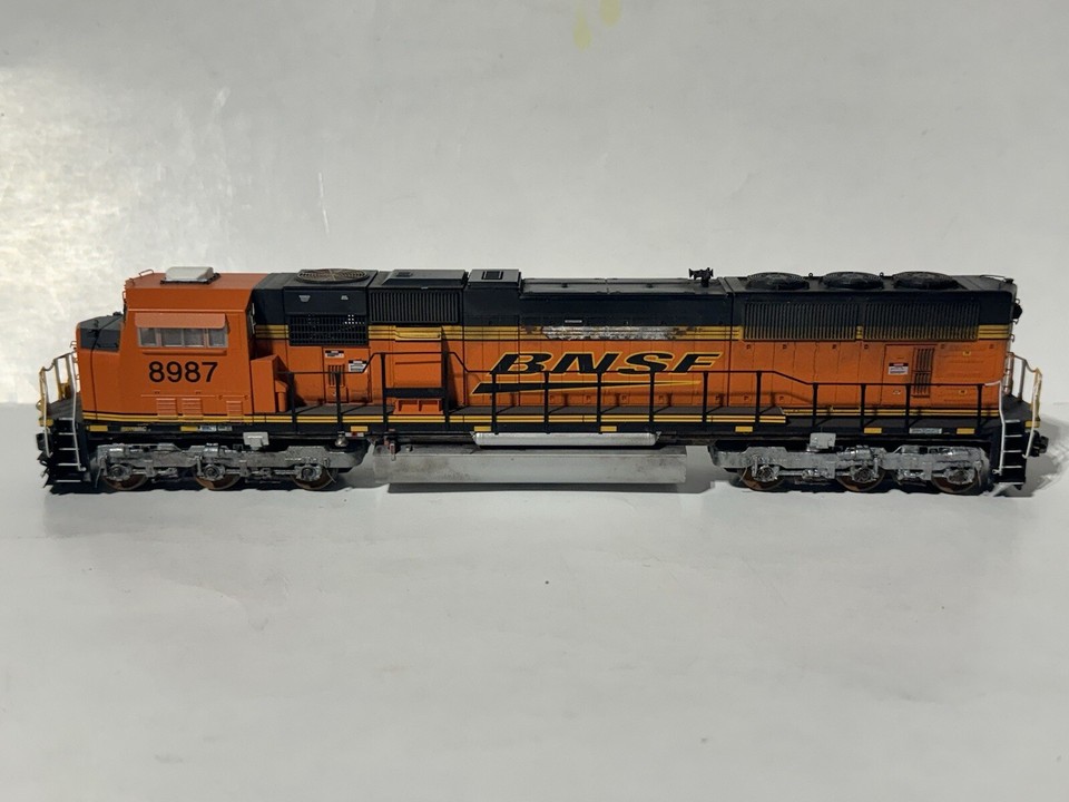 Athearn Genesis Ho scale Bnsf Sd70mac #8987 H3 Paint DCC & Sound | eBay