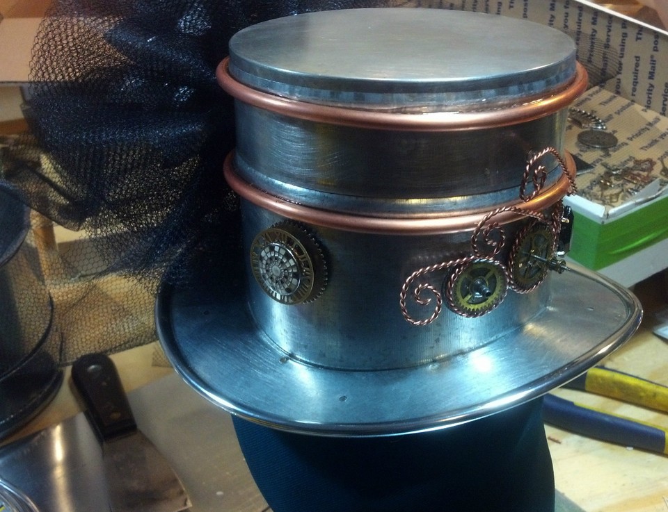 Contessa ~ Metal Steampunk Riding Bonnet ~ Top Hat Veil Feather Silver ...