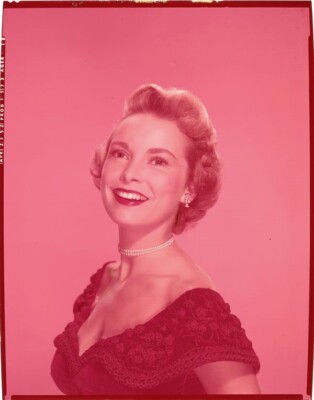 Janet Leigh 1952 Fearless Fagan Glamour Photo Shoot Original 8x10 ...