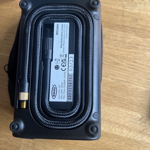 Cordless Rechargeable Car Tyre Inflator Air Compressor Pump Ring ...