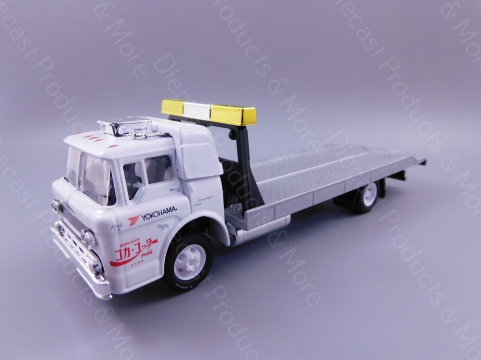 M2 MACHINES LOOSE Coca-Cola 1957 Mack Model N Flatbed Hauler 1:64 Scale ...