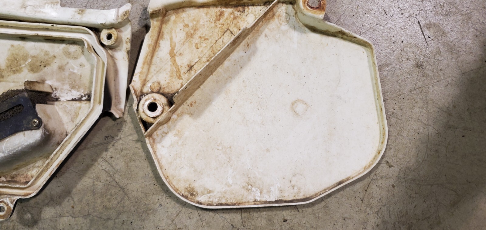 86 1986 Yamaha YZ80 YZ 80 OEM Right Side panel number plate 39K-21721 ...