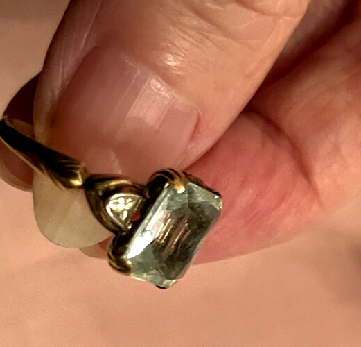 VTG 10k YELLOW GOLD ART STYLE FAINT BLUE STONE RING ENGRAVED SIDES ...