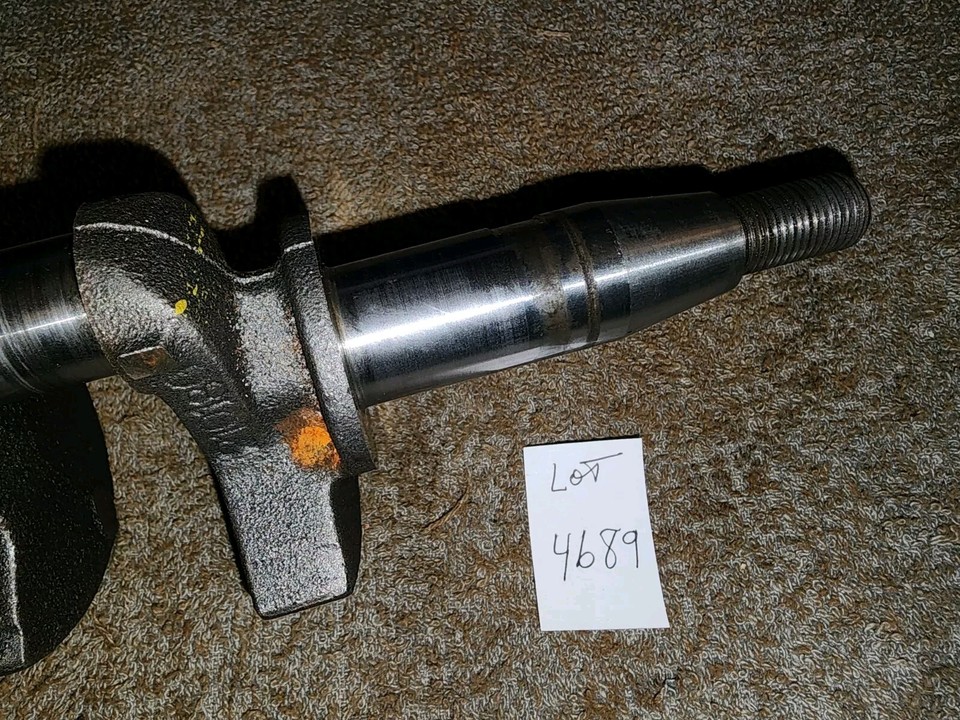 Vintage Briggs & Stratton Model 5S Engine Parts Accessories Crankshaft ...