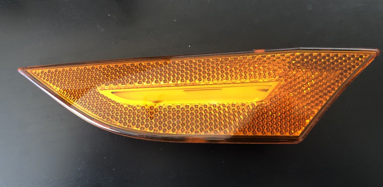 Porsche OEM 991 631 257 04 99163125704 Side Marker Lamp | eBay