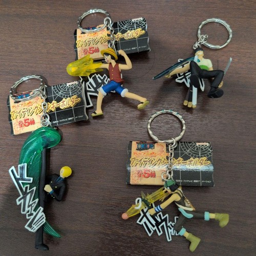 One Piece Fighting Scene Keychain 4 Types - Luffy, Zoro, Sanji, Usopp ...