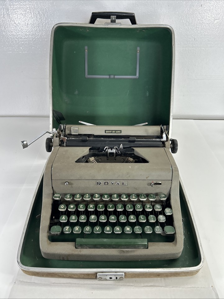 Vtg 1950's Remington Rand Quiet-Riter Manual Type Writer With Case ...