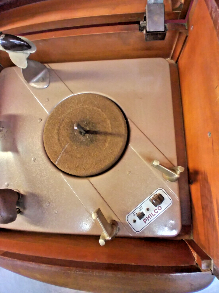Antique Philco Tube Radio and Record Player, Wooden Case, Model 46-1203 ...
