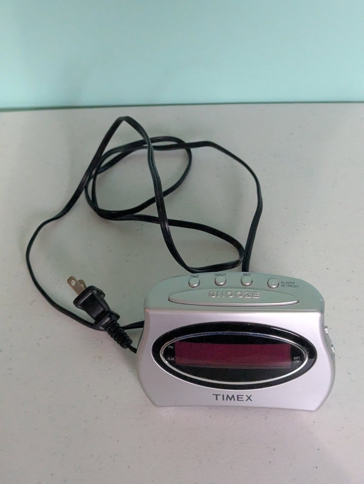 Timex Extra loud With Battery Backup alarm Clock model T101 Tested ...