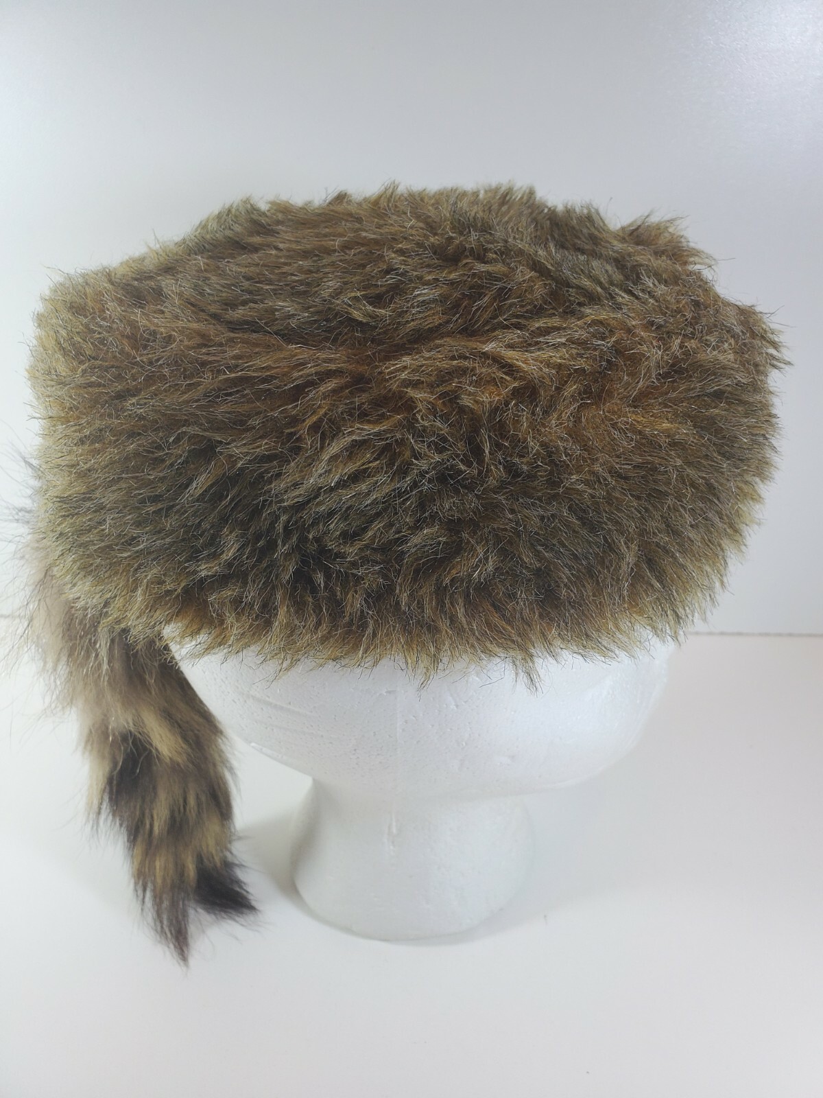 Vintage Davy Crockett Coonskin Tail Cap Raccoon Danie… - Gem