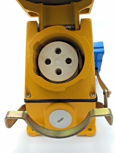 Clipsal Wilco WMC450 Switched Socket Outlet Metal Clad 4 Pin 500V 50A 3 ...