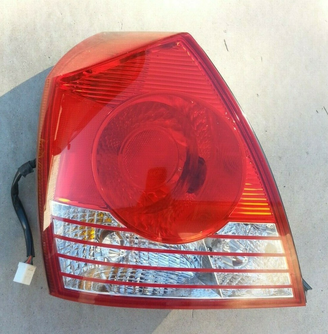 Elantra 2004-06 SEDAN 4dr Left Rear LR Driver's Side Tail Brake Turn ...
