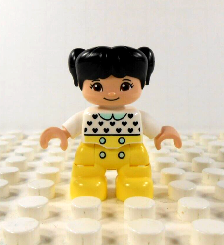Lego Duplo Figure Kid Asian Girl pale skin black hair white/yellow tiny ...