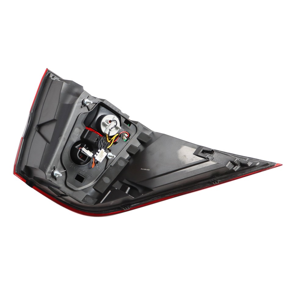 LED Tail Light Outer Right For Mercedes Benz ML350 ML550 ML63 2012-15 ...