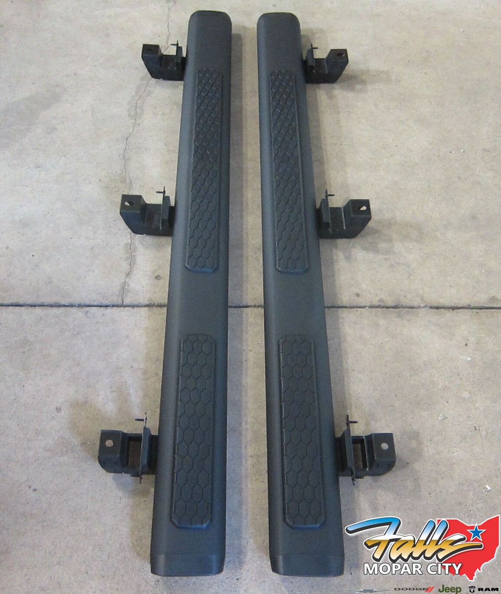 Jeep Wrangler Mopar Side Steps