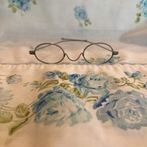 Antique Vtg Brass Children’s Reading Spectacles Brass Rim Around Glass ...
