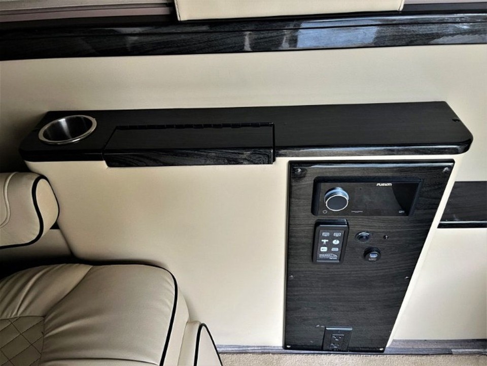 2020 Mercedes-Benz Sprinter Limo Van 3500 High Roof 170 EXT Luxury ...